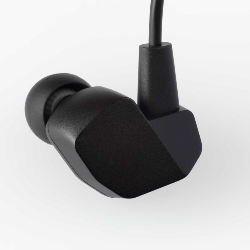 Final VR3000 Gaming Earphone with Mic Online