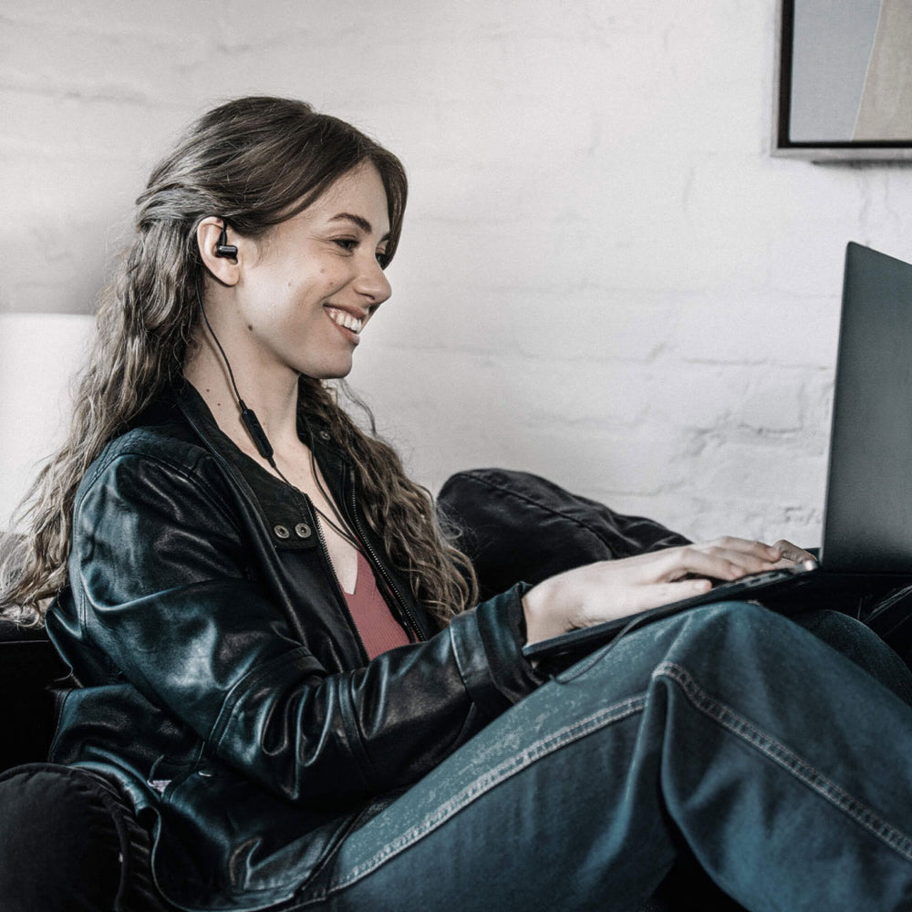 Shure AONIC 3 Hi-Definition Sound Isolating Earphones